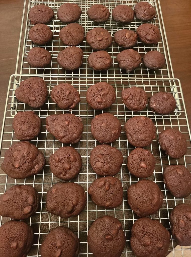 Chocolate Brownie Cookies – Eva Cook